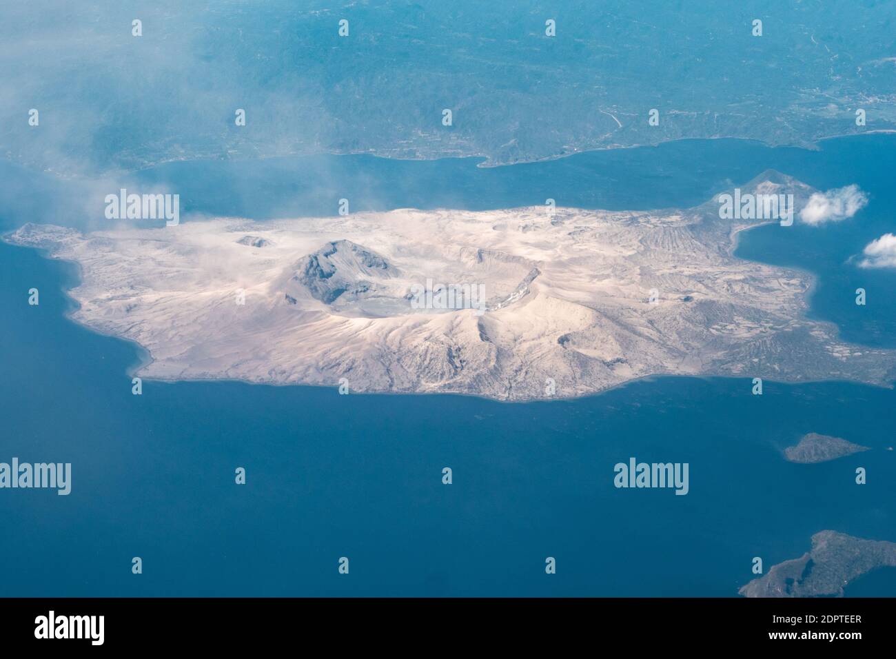 Taal volcano eruption hi-res stock photography and images - Alamy