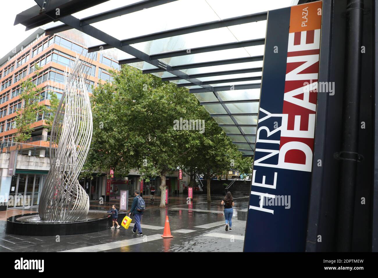 Henry Deane Plaza, 2 Lee St, Haymarket NSW 2000 Stock Photo - Alamy