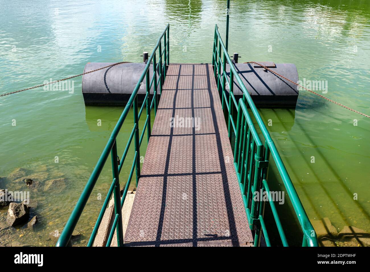 Iron tank on platform hi-res stock photography and images - Alamy