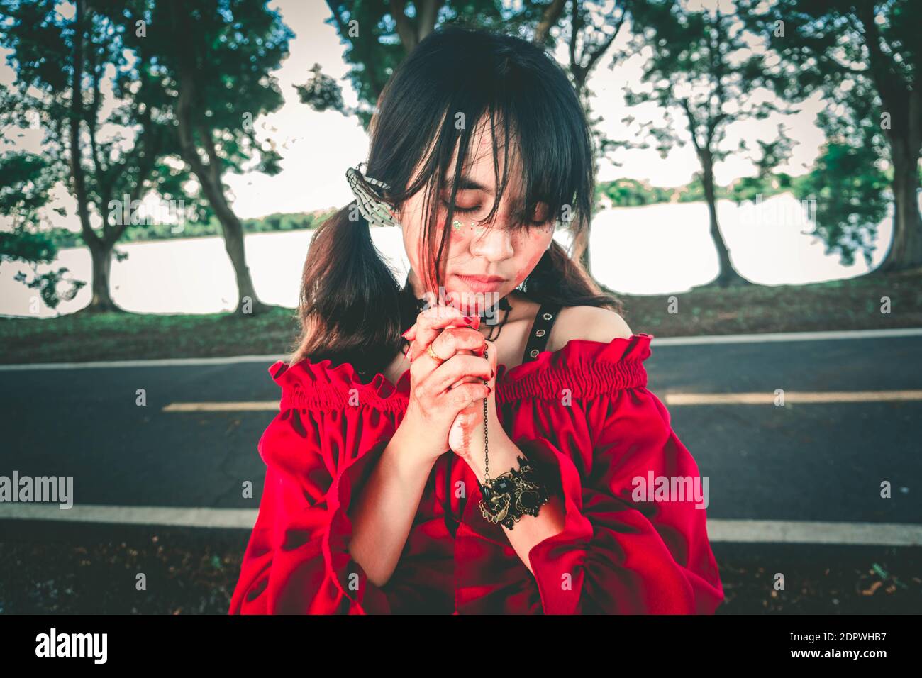 Blood covered hands hi-res stock photography and images - Alamy