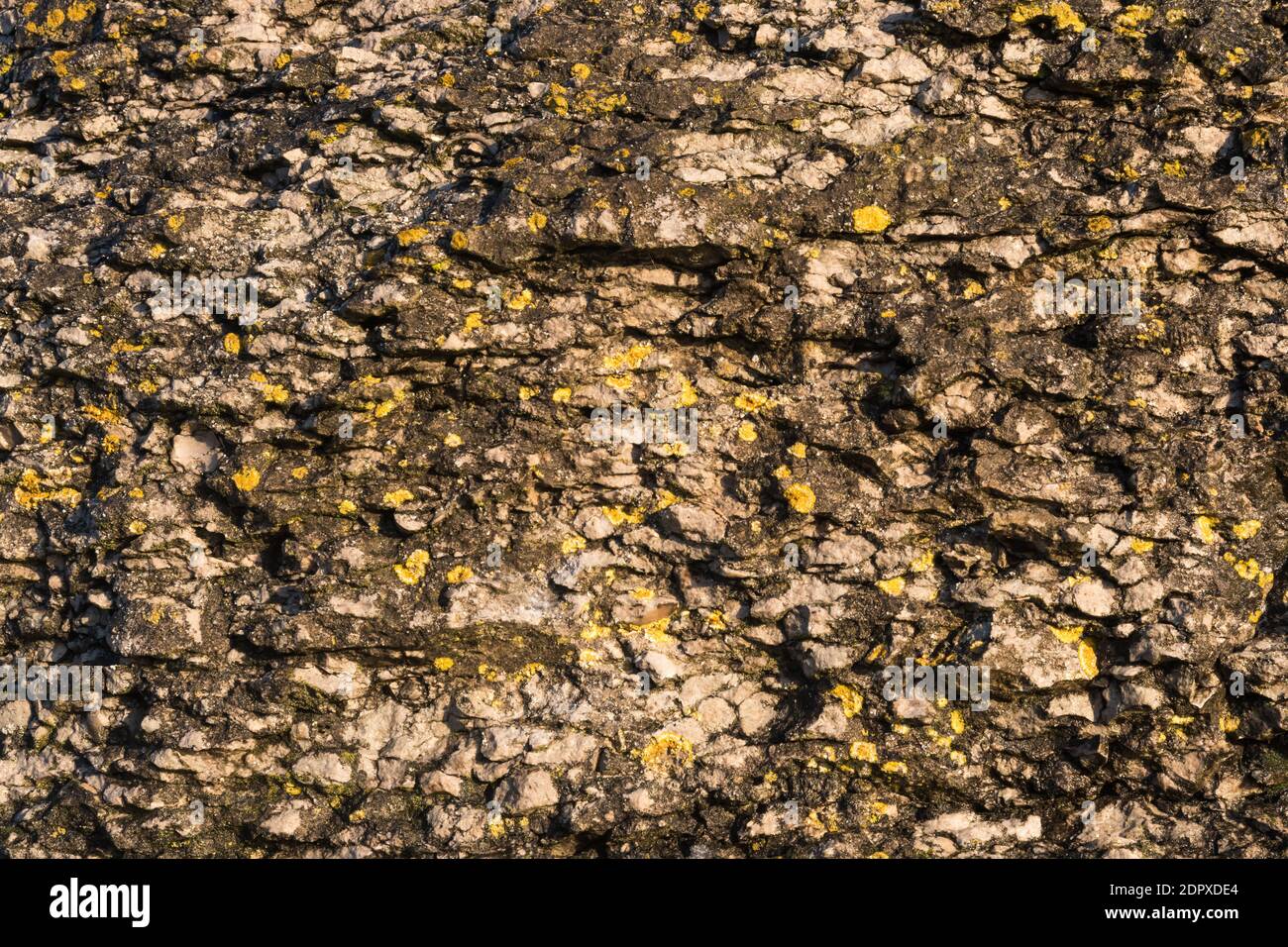 Eroded limestone cliffs hi-res stock photography and images - Alamy