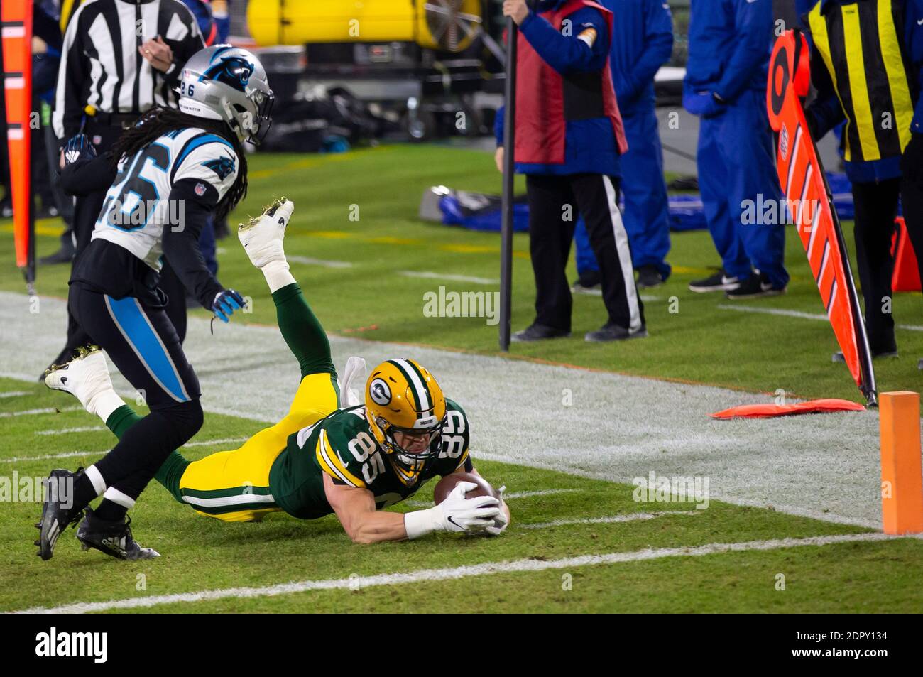 Robert tonyan hi-res stock photography and images - Alamy