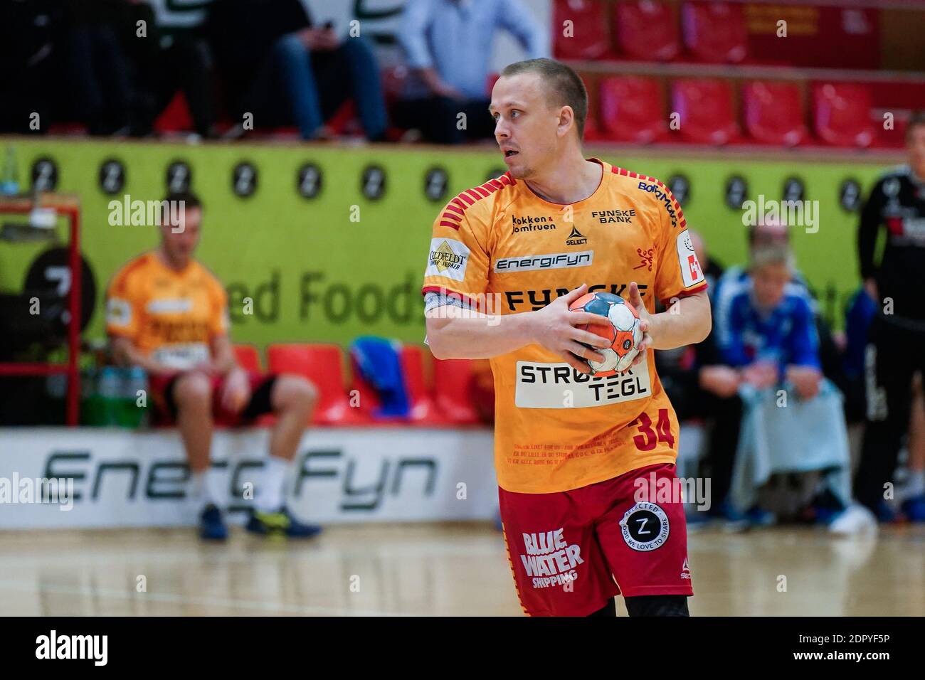 Gog skjern handball hi-res stock photography and images - Alamy