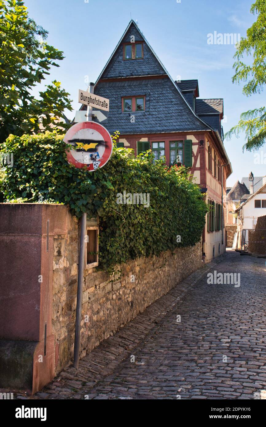Batman symbol on a traffic sign in Eltville, Germany Stock Photo - Alamy