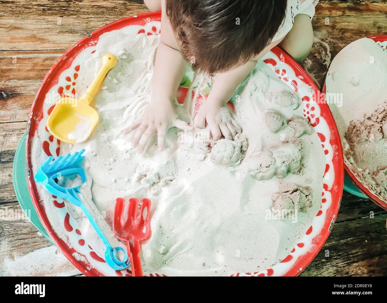 Mixing sandy hi-res stock photography and images - Alamy