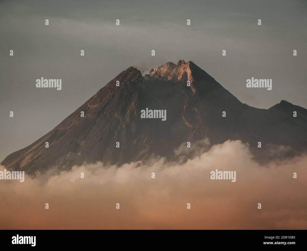 Mt merapi erupting hi-res stock photography and images - Alamy