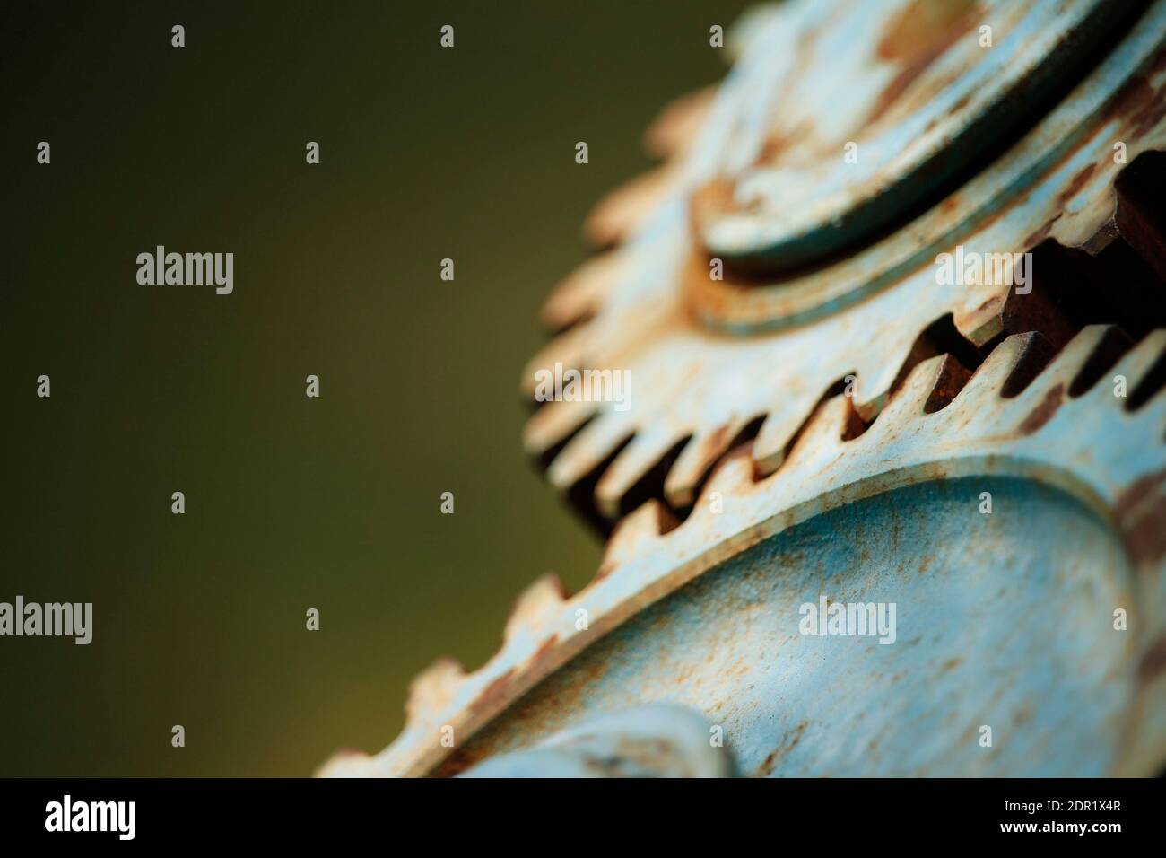 Horizontal gears hi-res stock photography and images - Alamy
