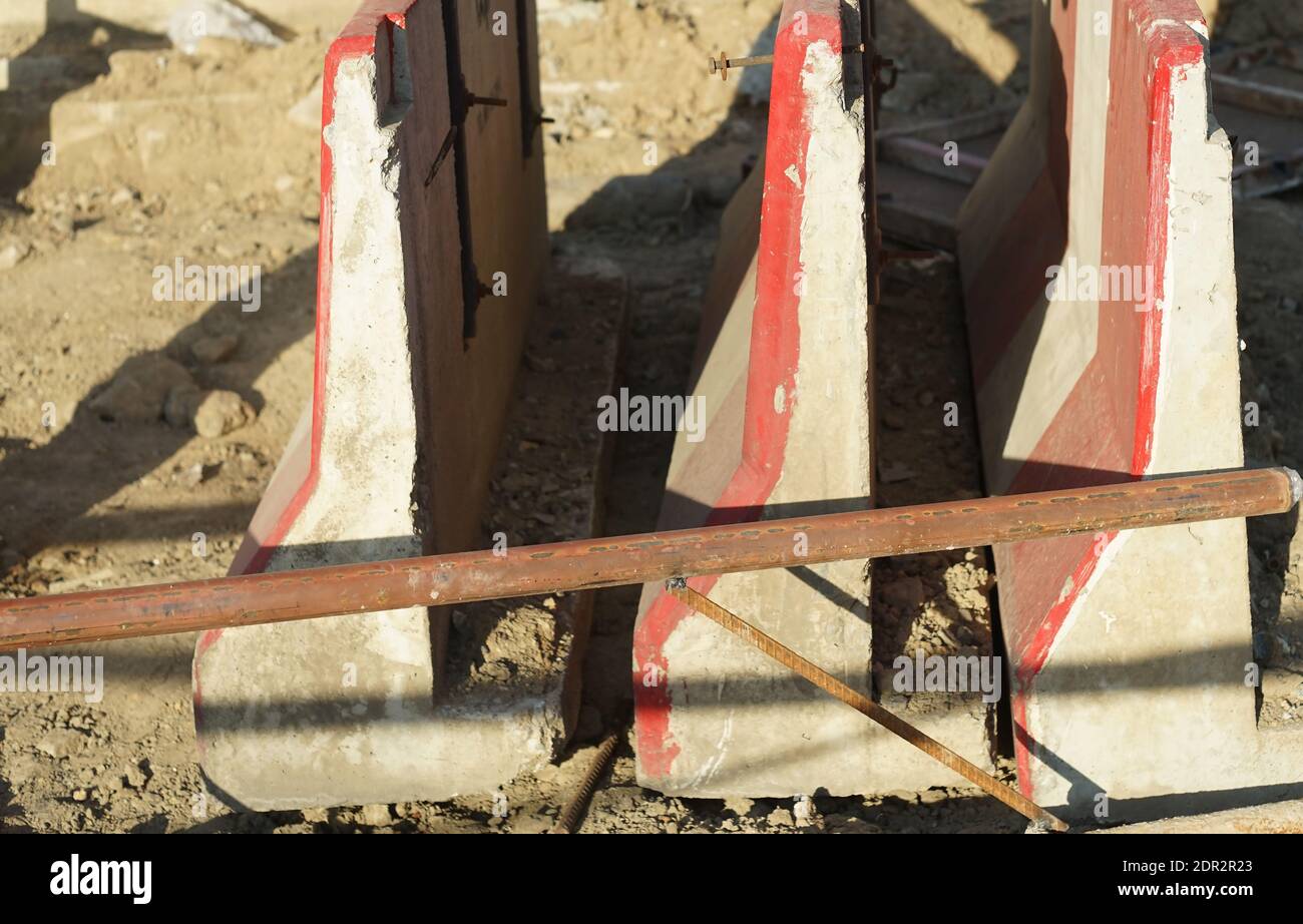 Preparing a barrier for protection a entering civil construction area ...