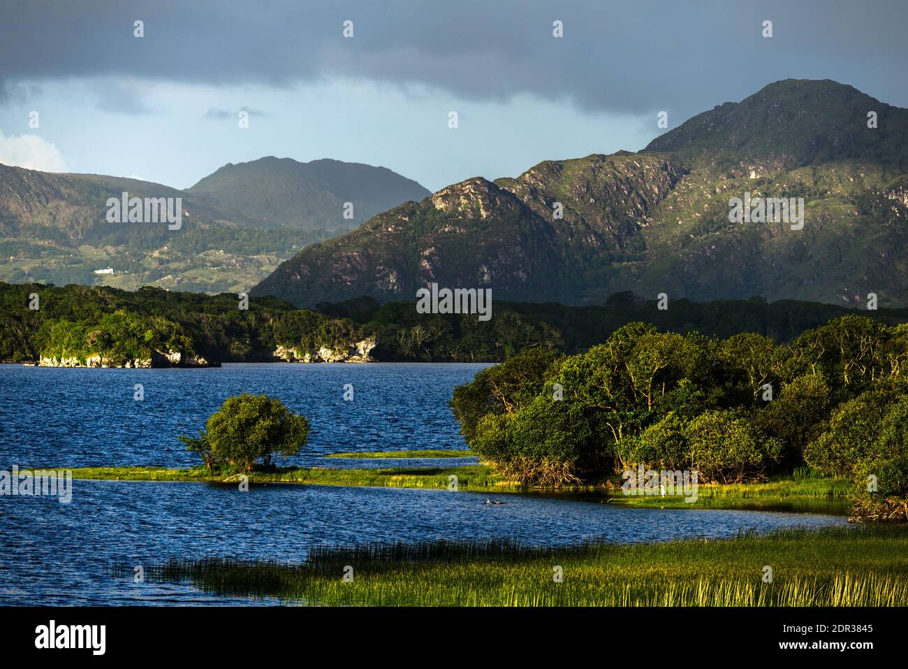 Clouds and mountains, amazing nature of Ireland in Killarney National ...