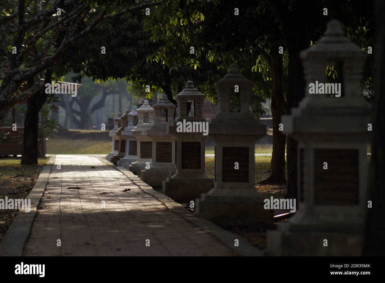 Path of sun diagram building hi-res stock photography and images - Alamy