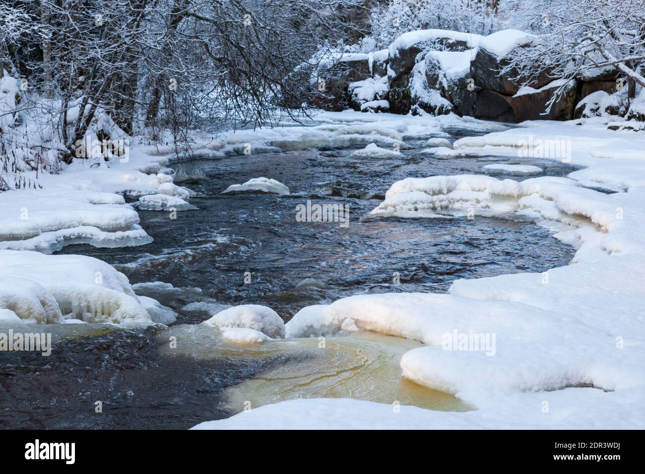 Ice canyon hi-res stock photography and images - Alamy