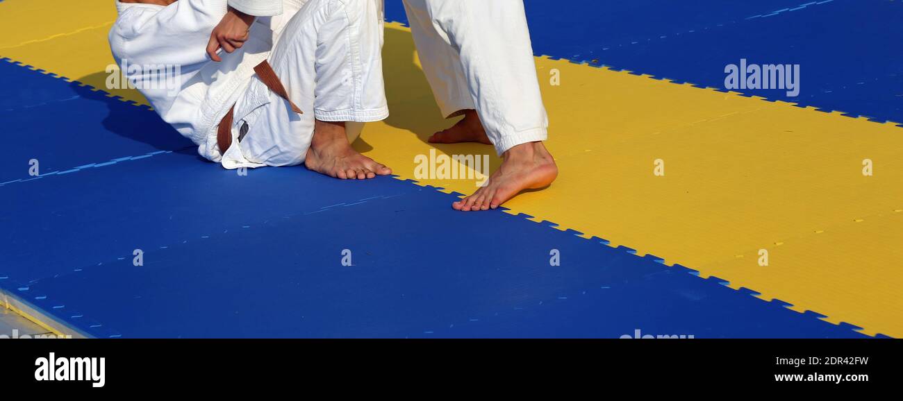 Hand and foot for milan hi-res stock photography and images - Alamy