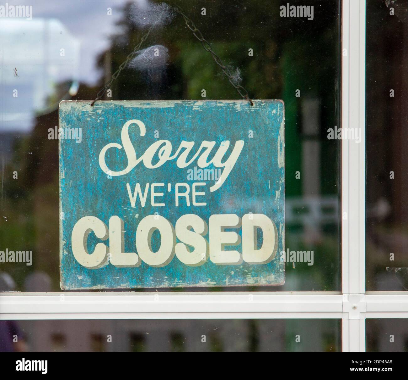 Closed sign, Devizes, England, United Kingdom Stock Photo - Alamy