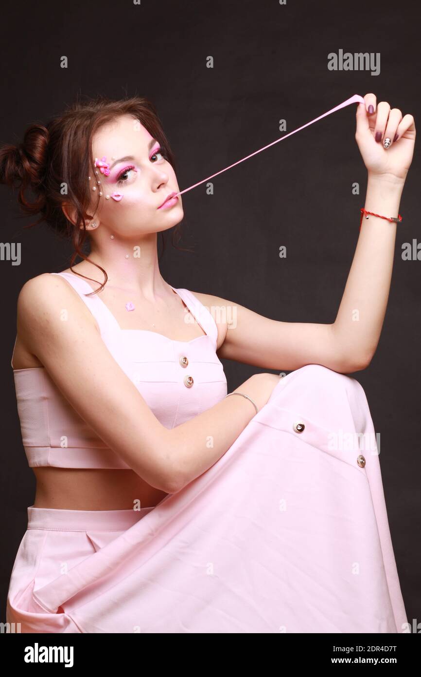 Stretching bubble gum High Resolution Stock Photography and Images - Alamy