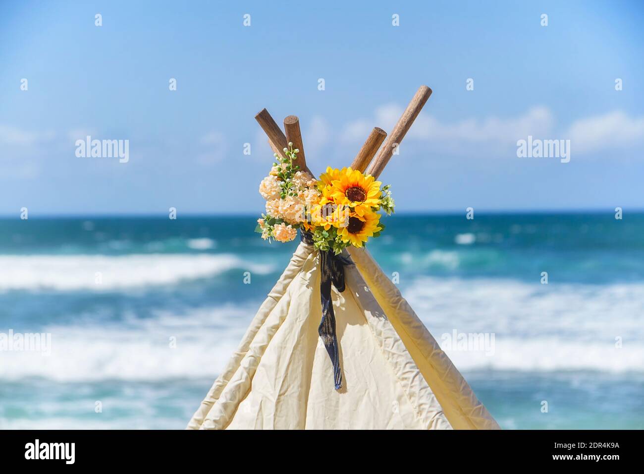 Teepee with flowers hi-res stock photography and images - Alamy