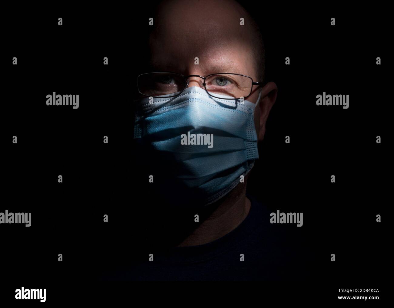 Low key headshot hi-res stock photography and images - Alamy