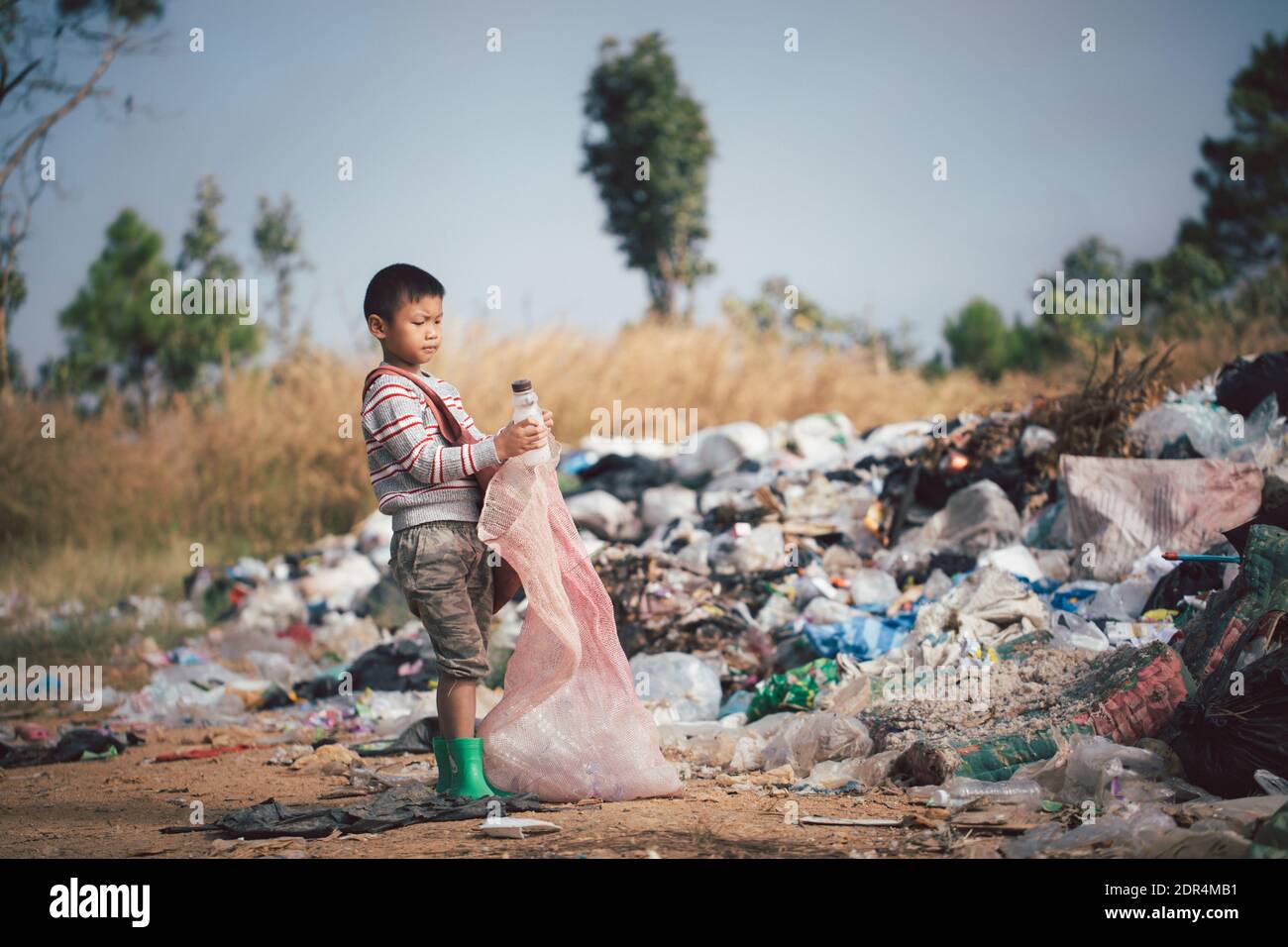 Rag picking hi-res stock photography and images - Alamy