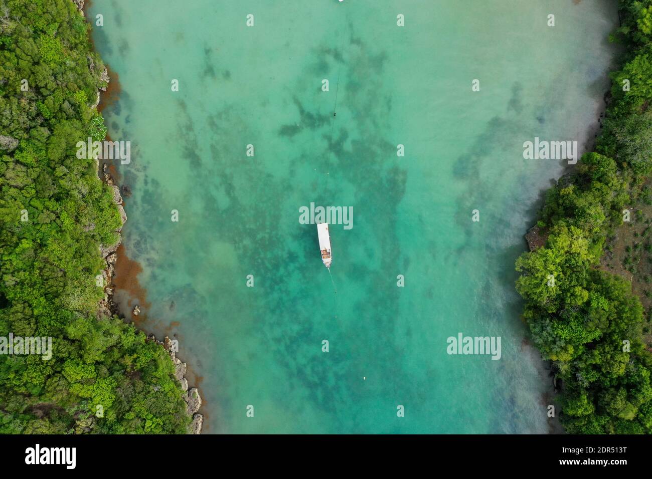 An aerial shot of a ship in a sea Stock Photo - Alamy