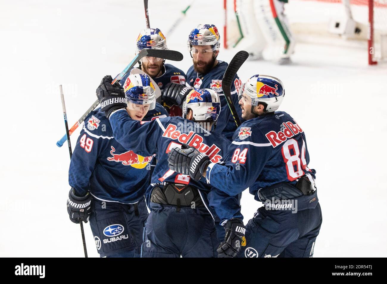 Munich, Germany. 20th Dec, 2020. Ice hockey: DEL, EHC Red Bull Munich ...