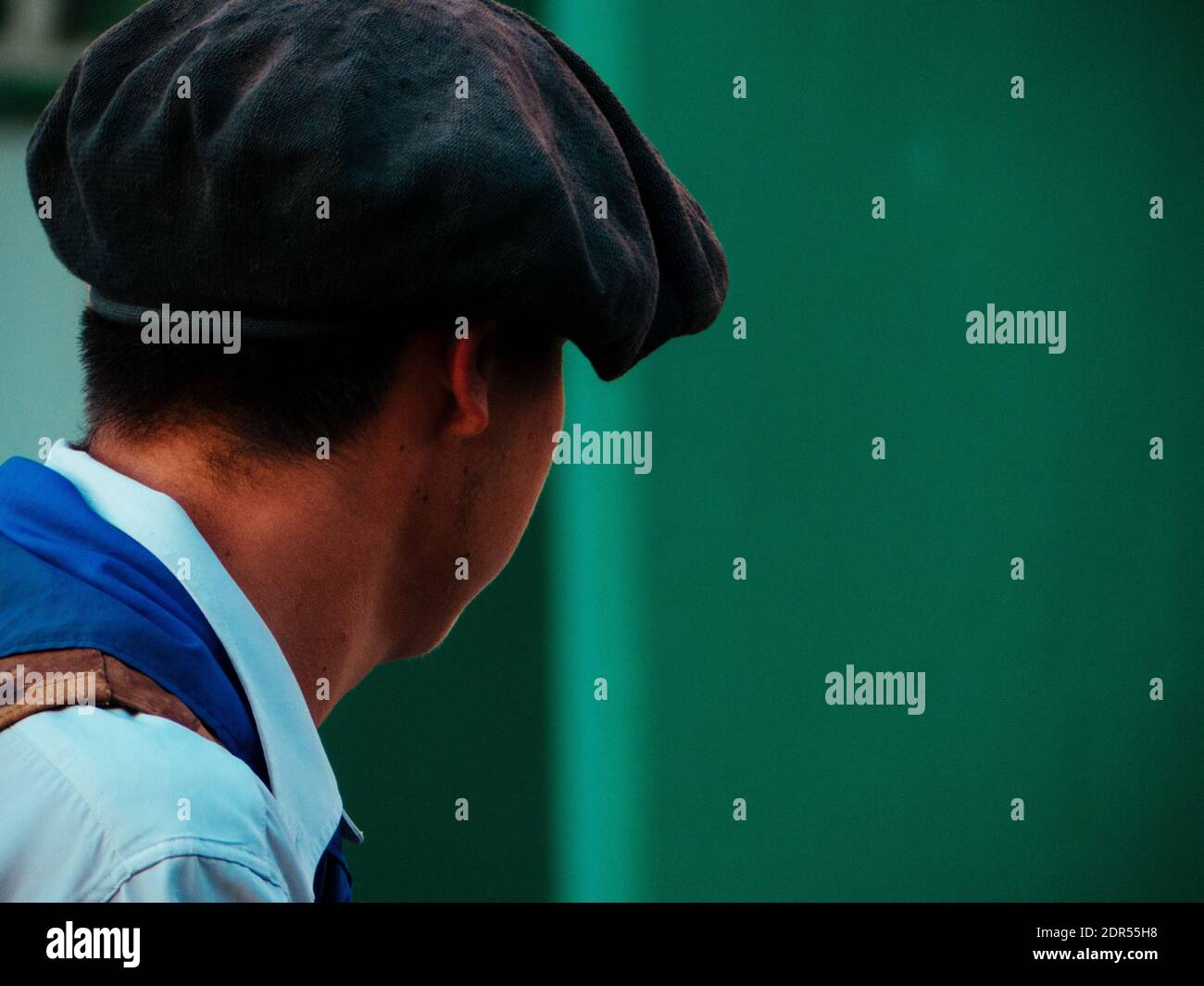 Man wearing beret hi-res stock photography and images - Alamy