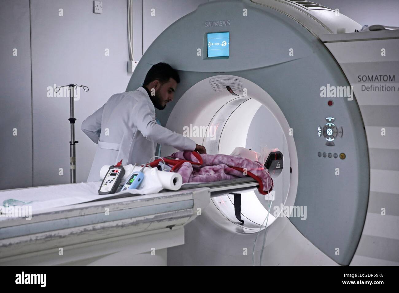 Sanaa, Yemen. 20th Dec, 2020. Conjoined twin male babies undergo a ...