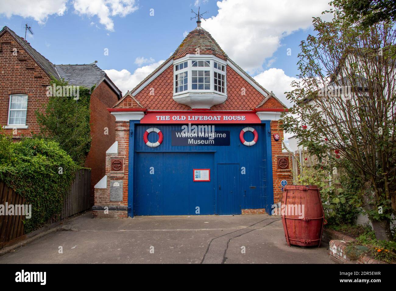 The old lifeboat house and maritime museum hi-res stock photography and ...