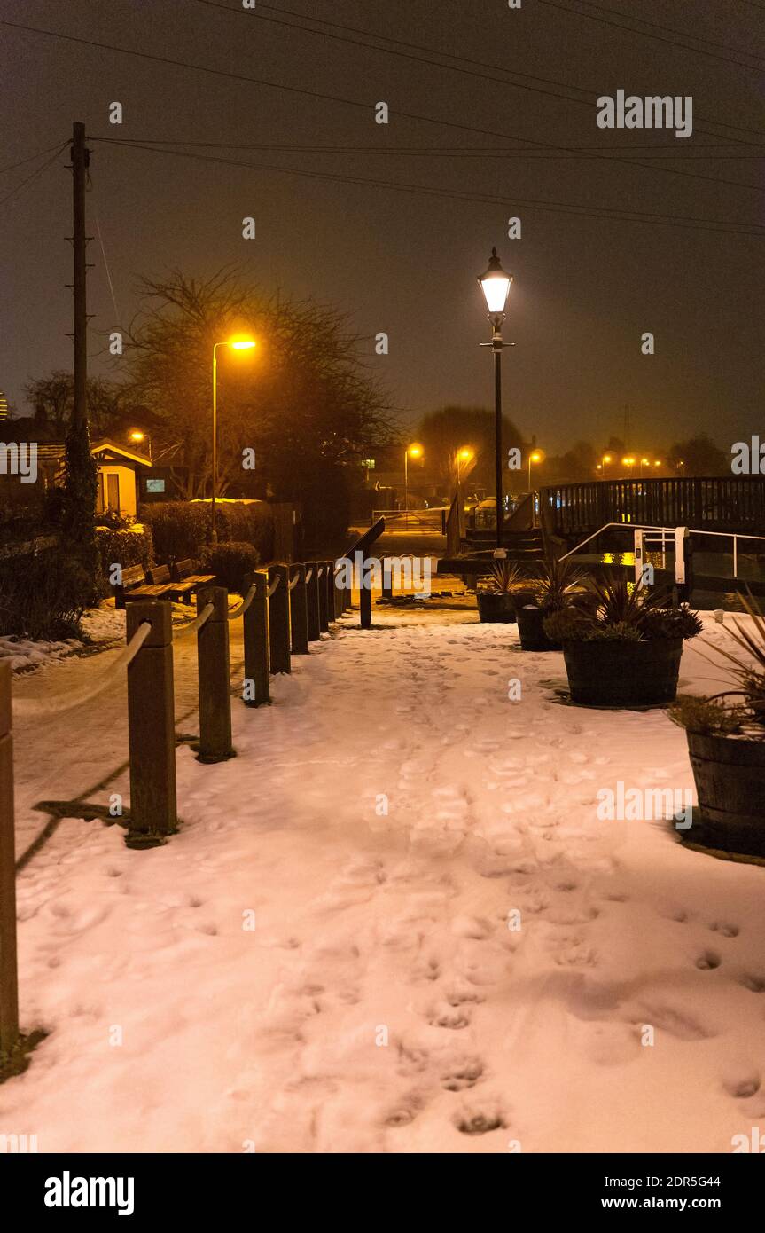 Grip tracks hi-res stock photography and images - Alamy