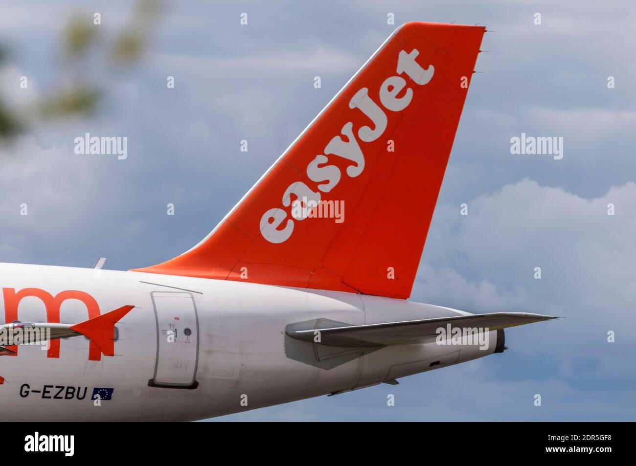 Easyjet Airbus plane Stock Photo - Alamy