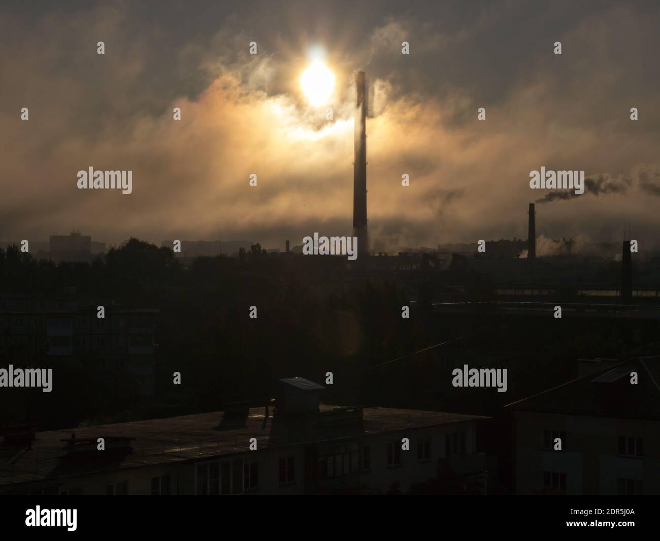 Factory city hi-res stock photography and images - Alamy