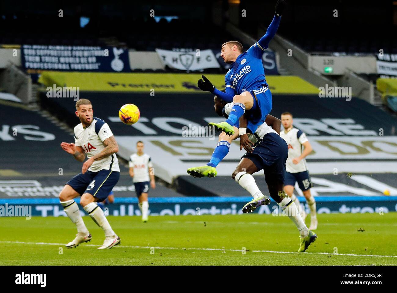 Leicester City's Jamie Vardy scores his side's second goal of the game ...