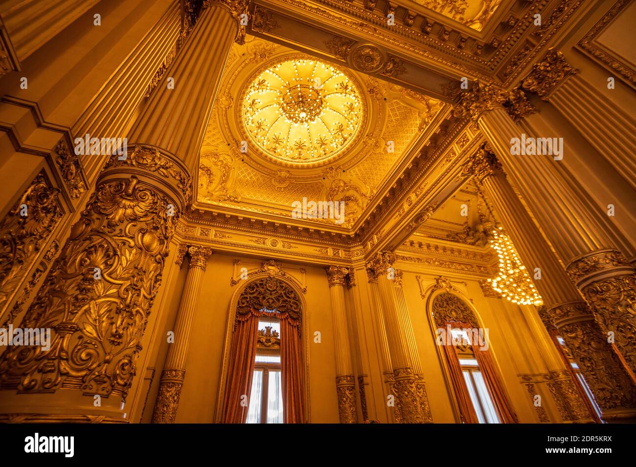 Teatro colon interior hi-res stock photography and images - Alamy