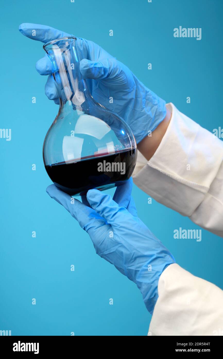 Vaccine blood test hi-res stock photography and images - Alamy