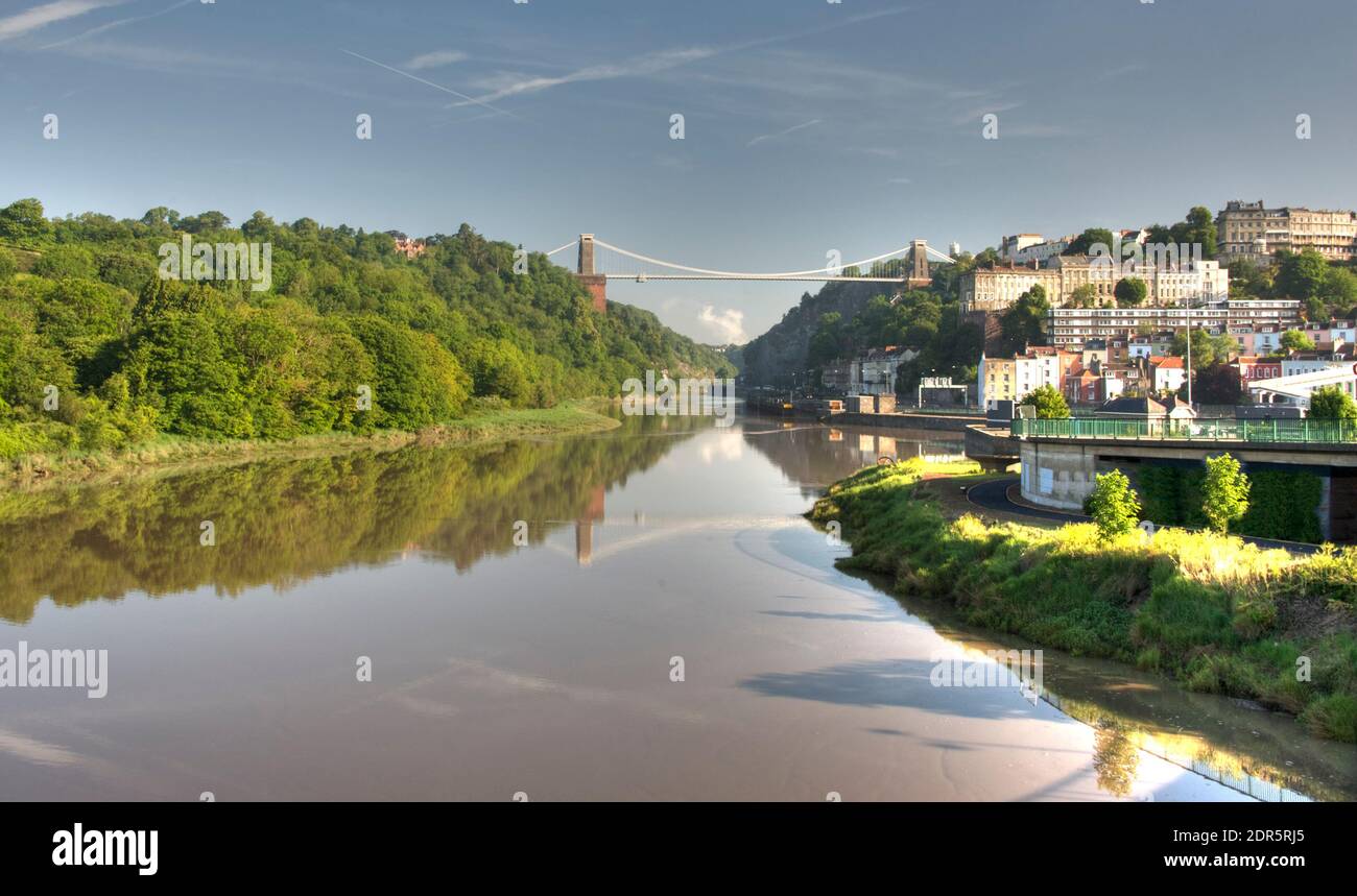 World famous suspension bridge hi-res stock photography and images - Alamy