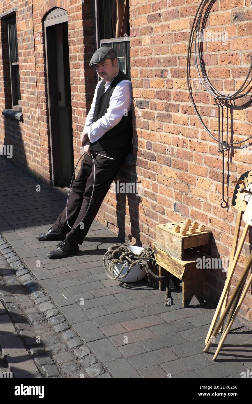 Peaky Blinder Costume High Resolution Stock Photography and Images - Alamy