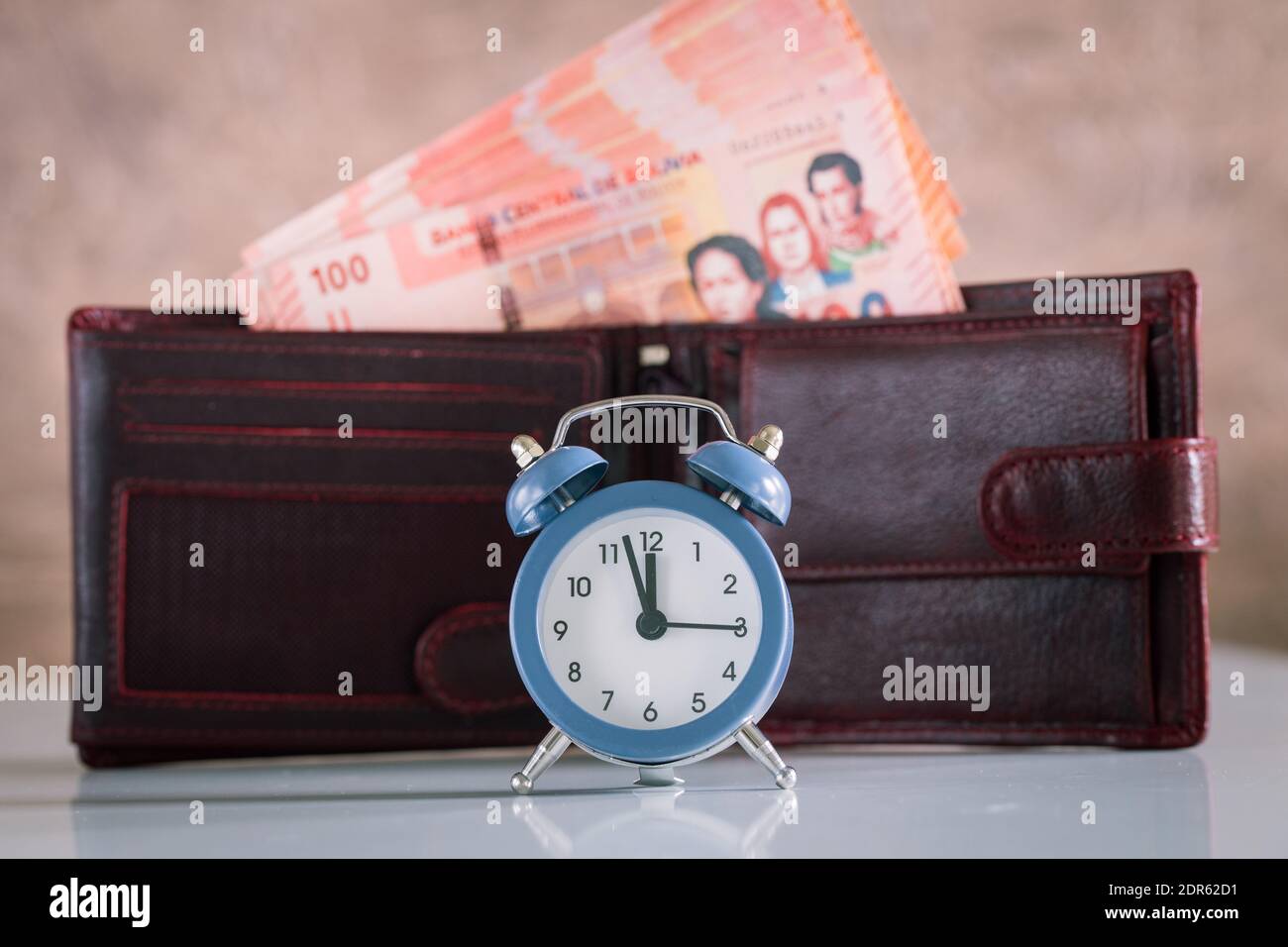 Citizen clock hi-res stock photography and images - Alamy