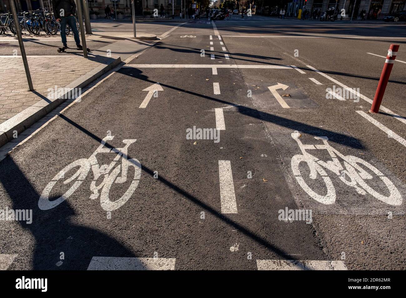 Circulation of motor vehicles hi-res stock photography and images - Alamy