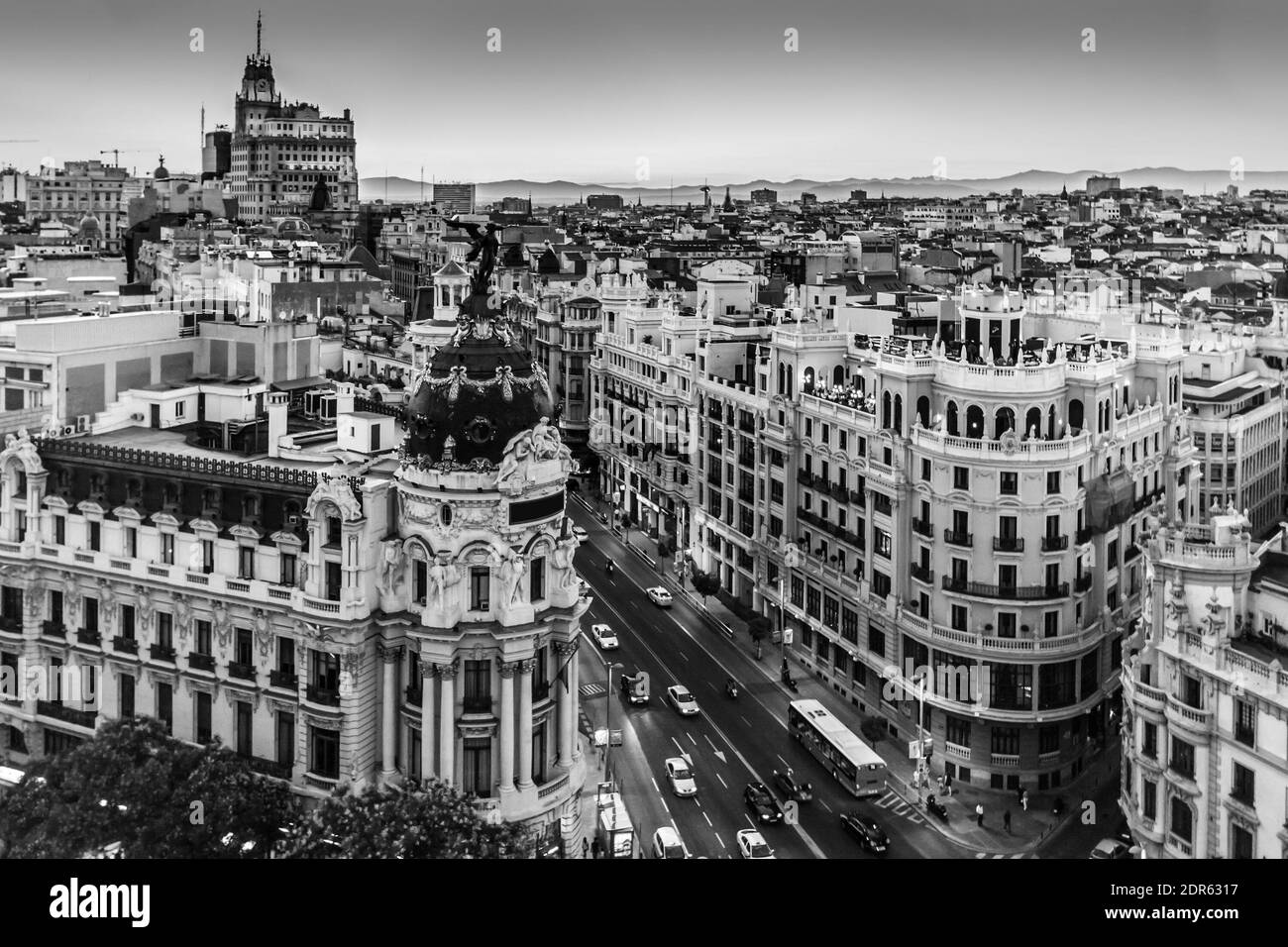 Modern madrid spain Black and White Stock Photos & Images - Alamy