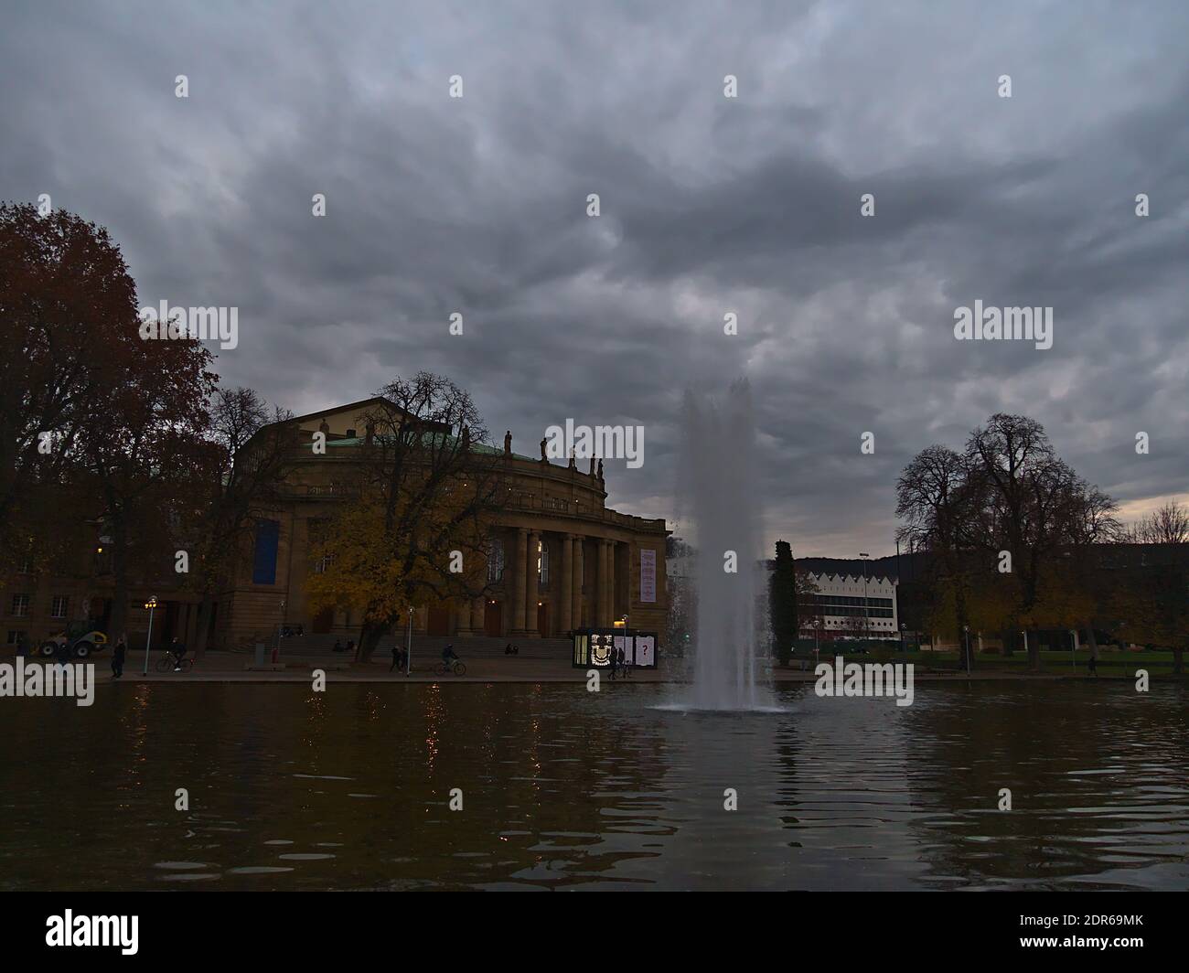 The historic opera house hi-res stock photography and images - Alamy