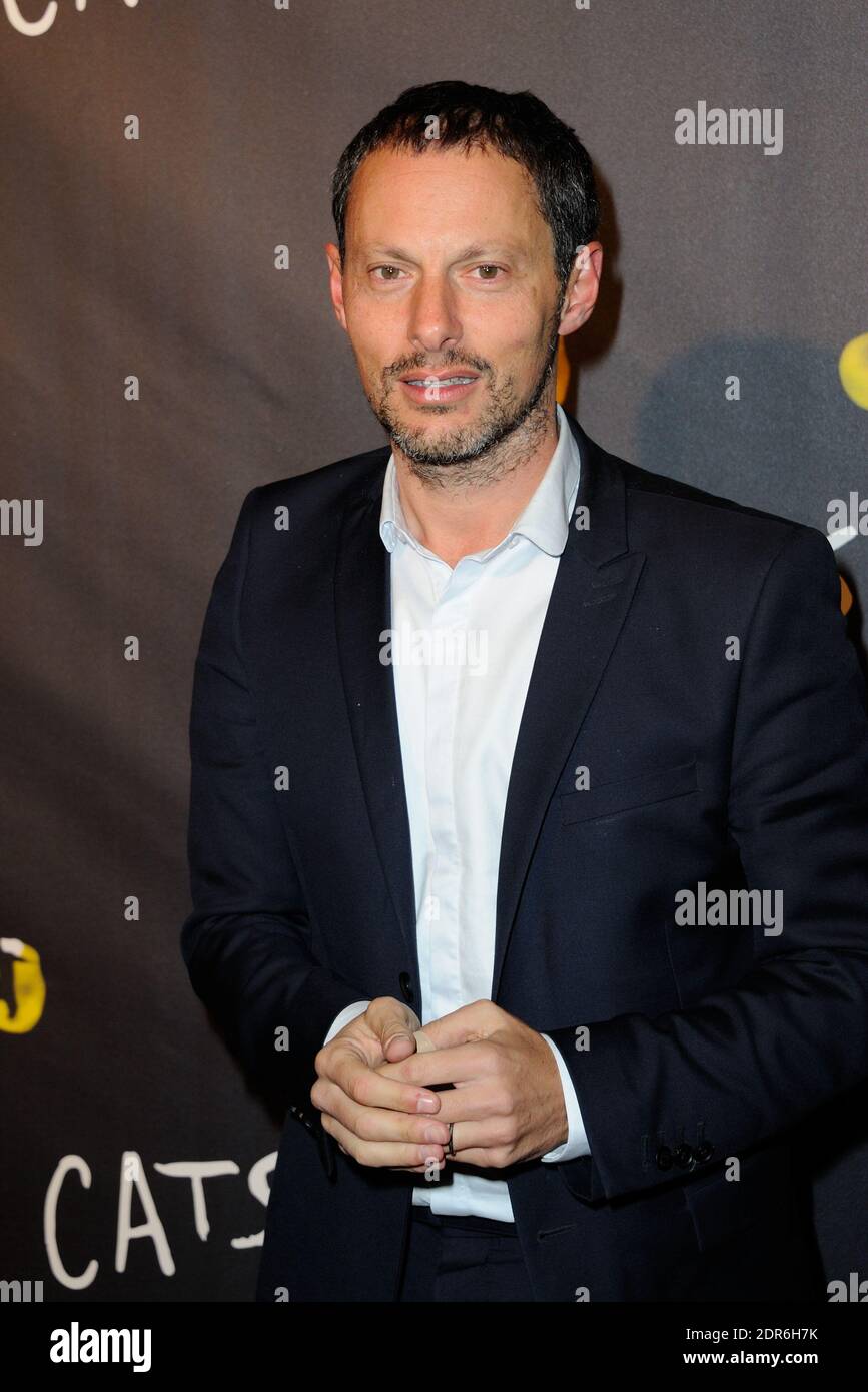 Marc-Olivier Fogiel assiste a la premiere de Cats au theatre Mogador a ...