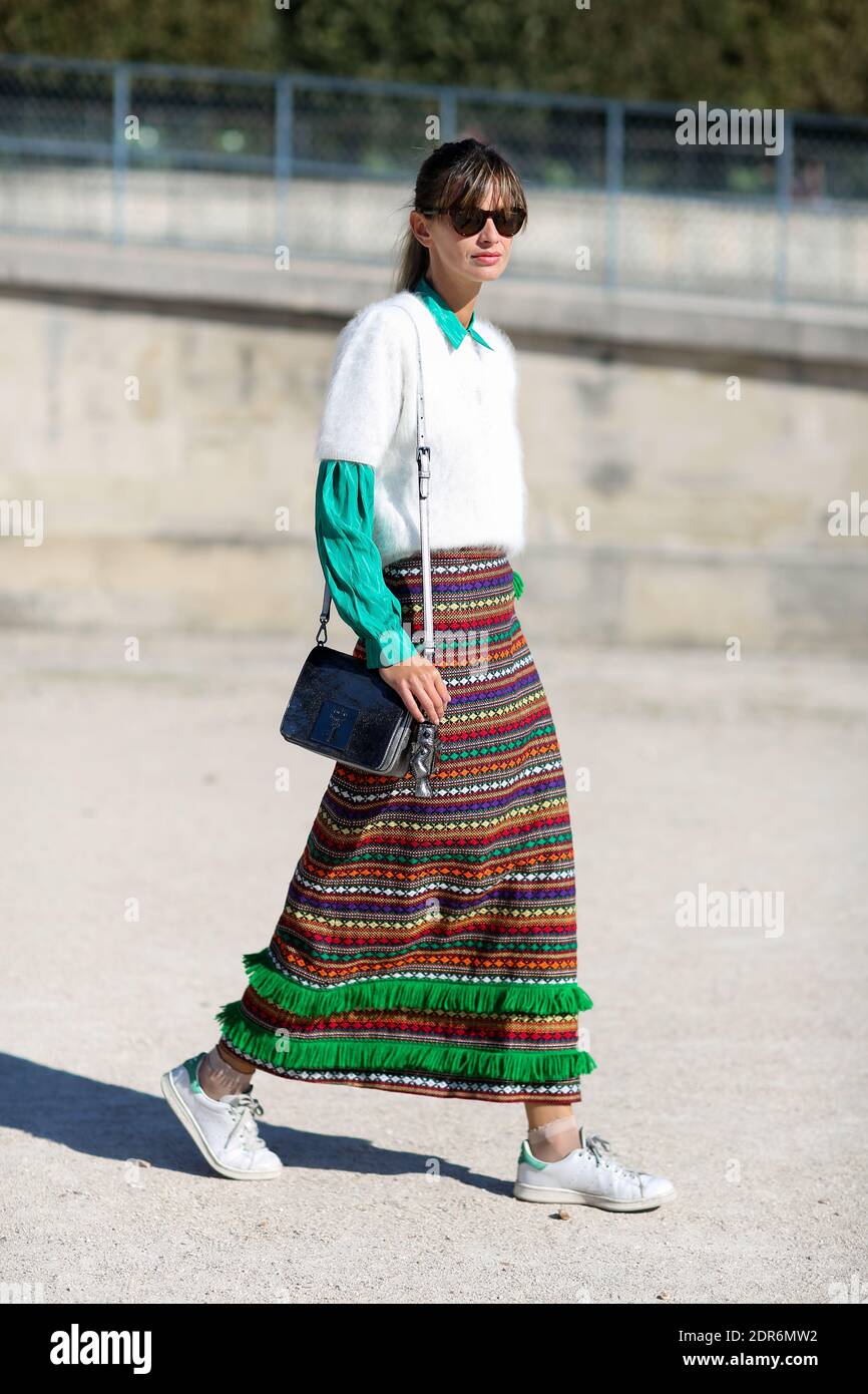 Street style, Clara Raz arriving at Issey Miyake Spring Summer 2016 ...
