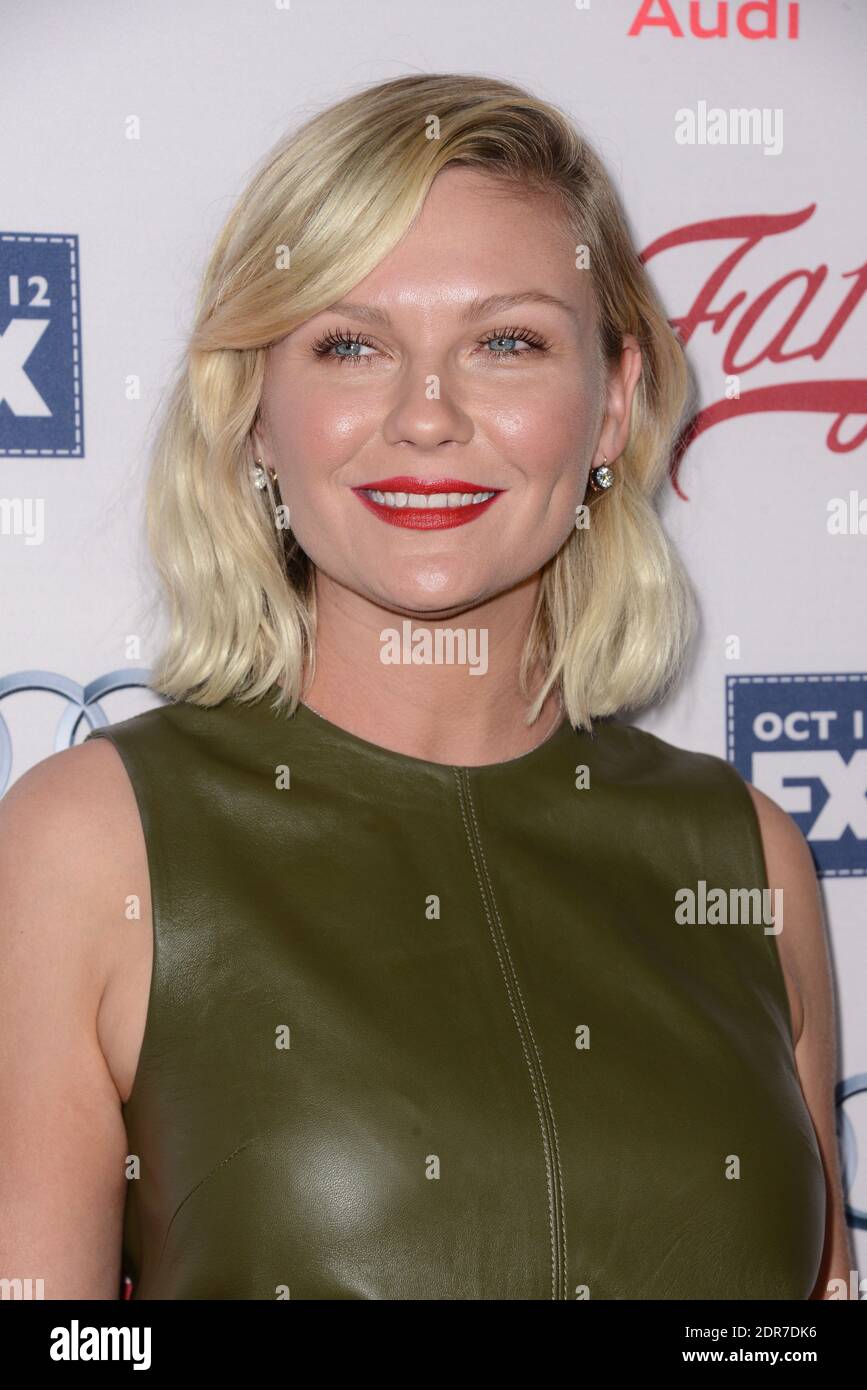 Kirsten Dunst attends the premiere of FX's Fargo Season 2 held at ...