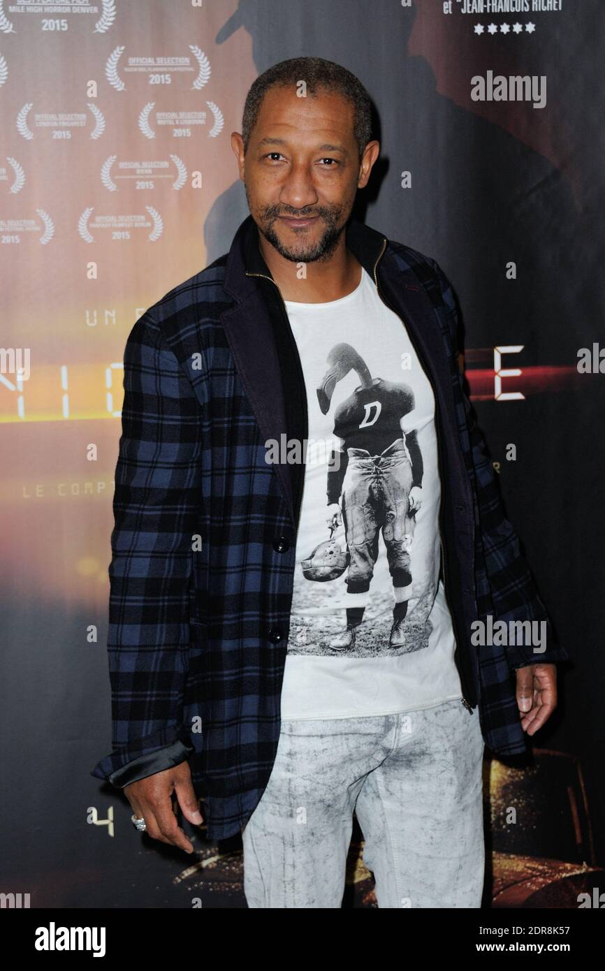 Edouard Montoute assistent a la premiere de Night Fare au cinema Max ...