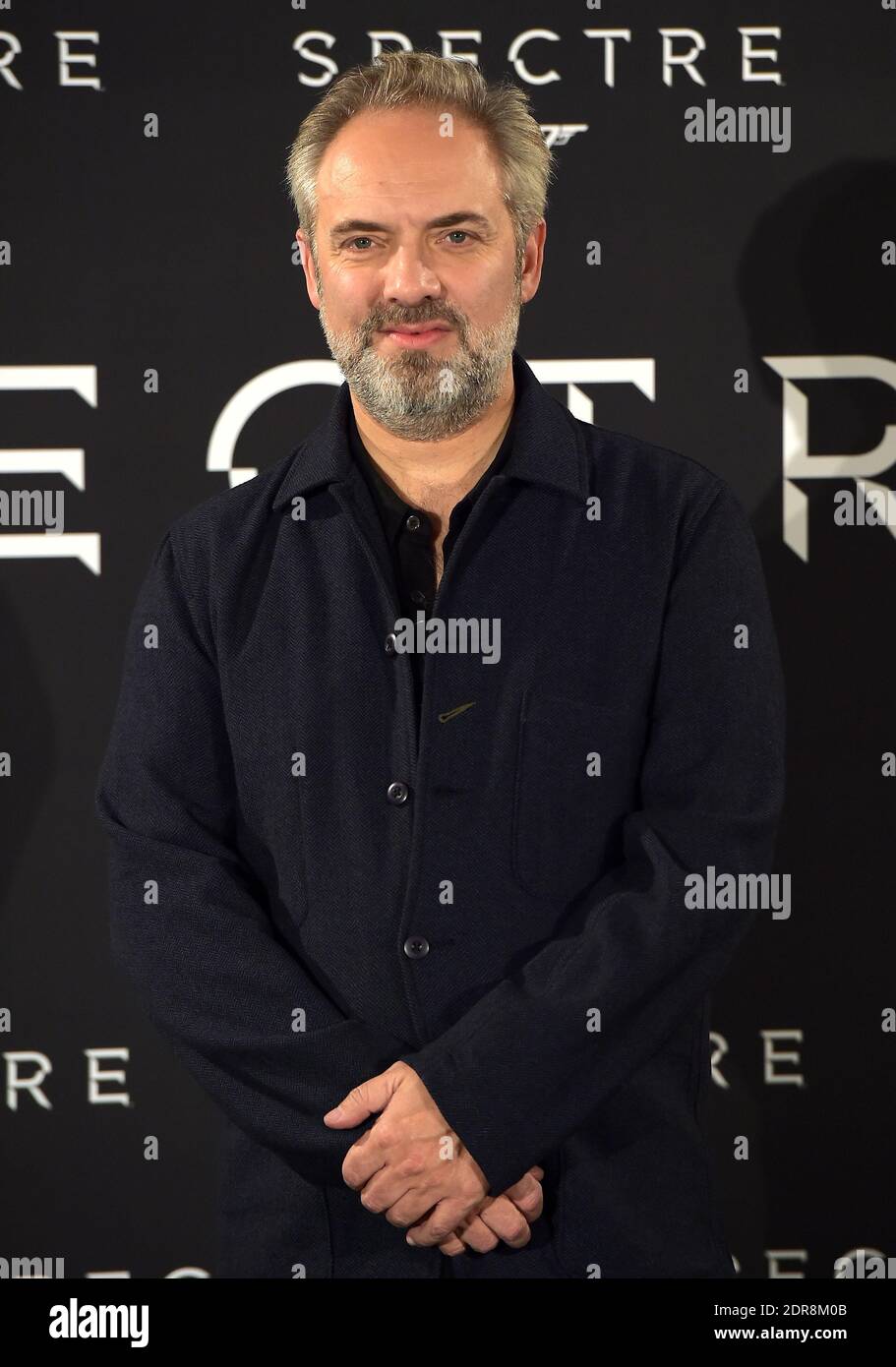 Spectre sam mendes 2015 hi-res stock photography and images - Alamy