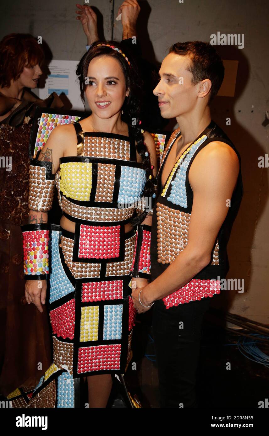 Alizee et Gregoire Lyonnet backstage lors du defile d’ouverture du 21e ...