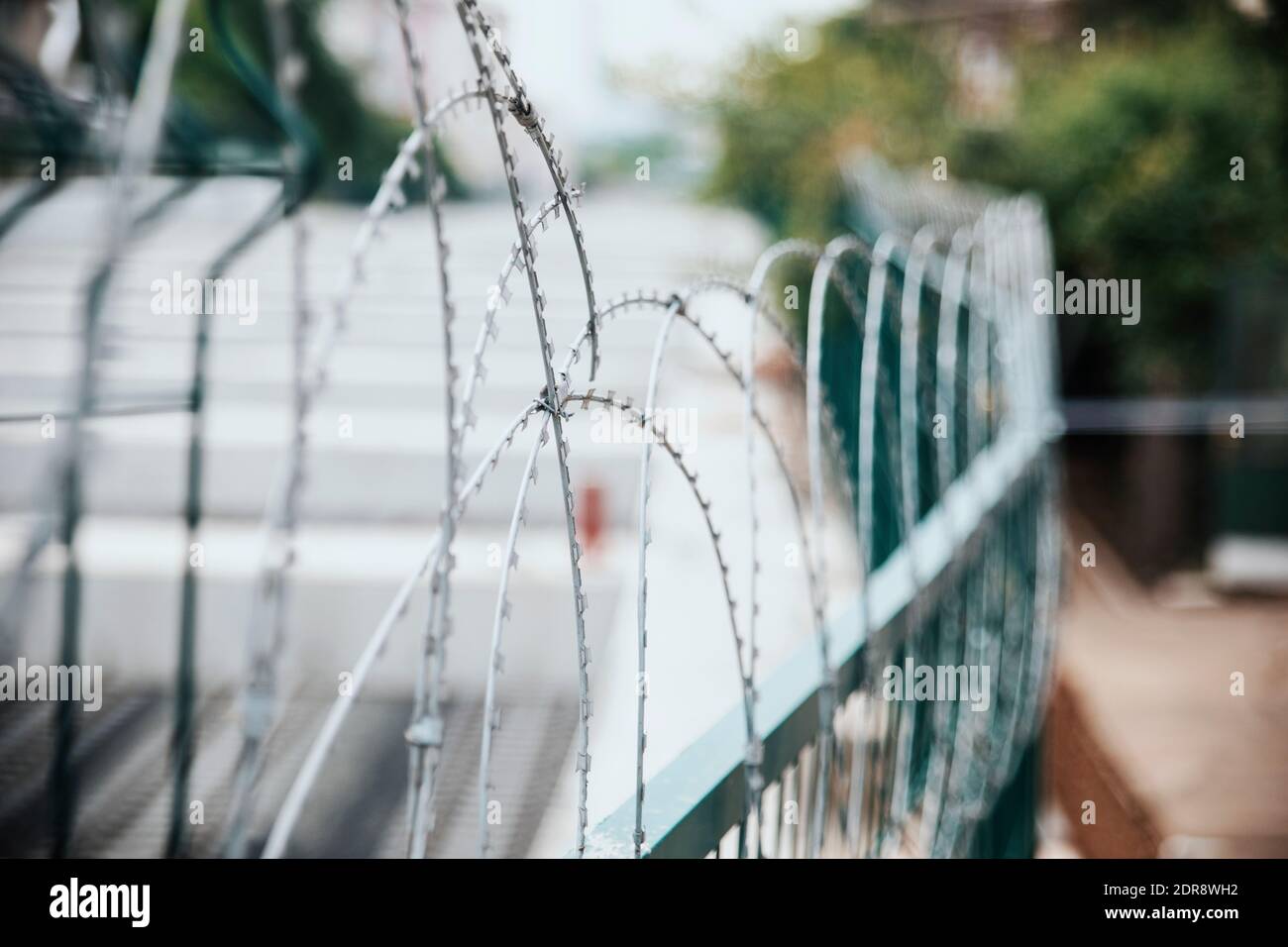 Fence wire istanbul hi-res stock photography and images - Alamy