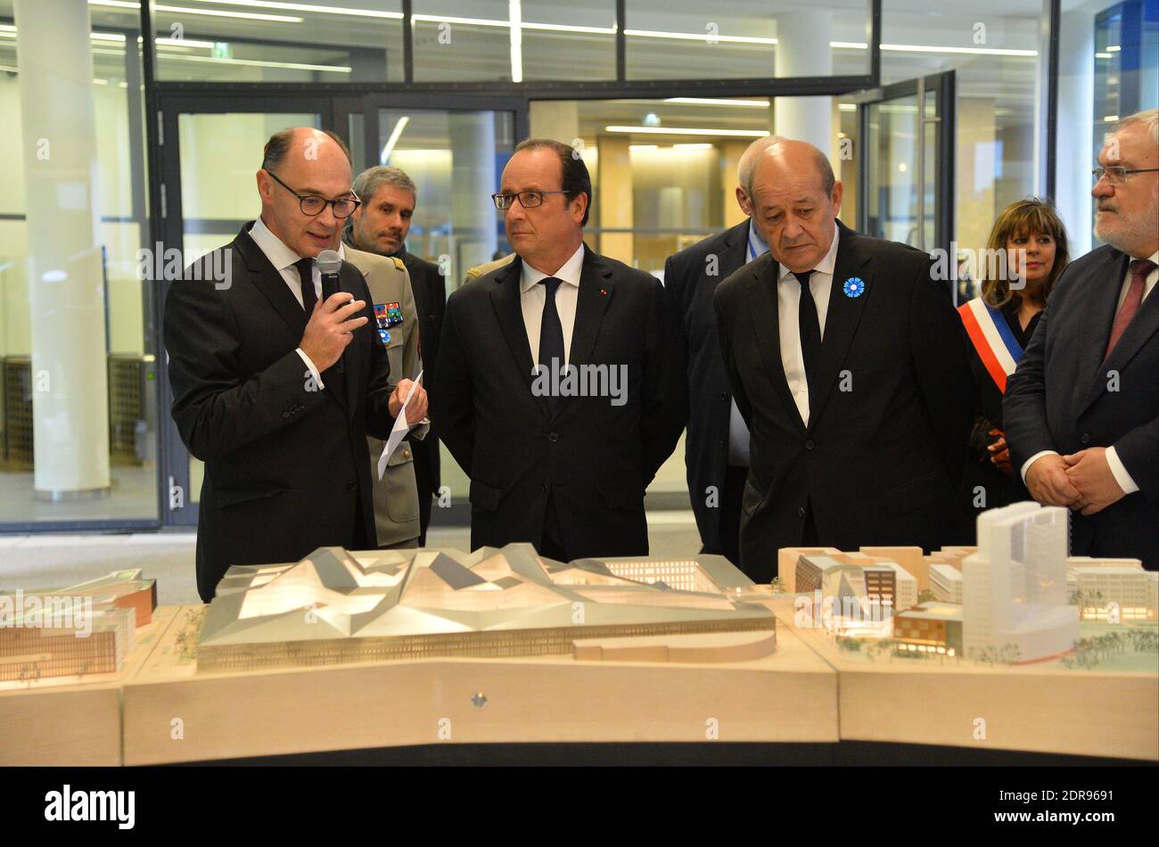 Hexagone balard hi-res stock photography and images - Alamy