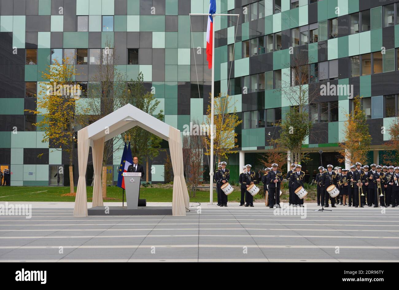 Hexagone balard hi-res stock photography and images - Alamy