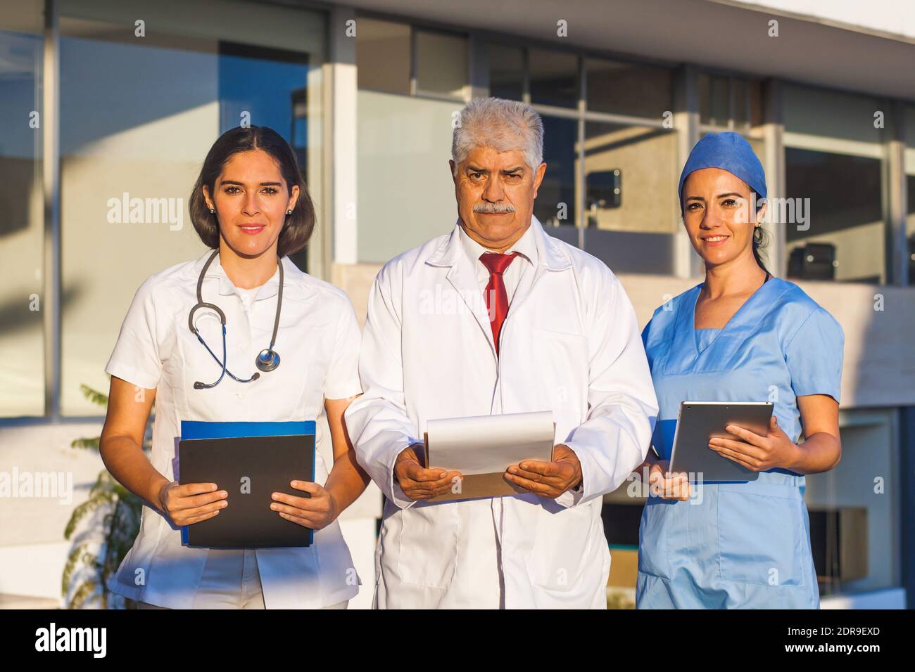 Emergency medical team latin america hi-res stock photography and ...