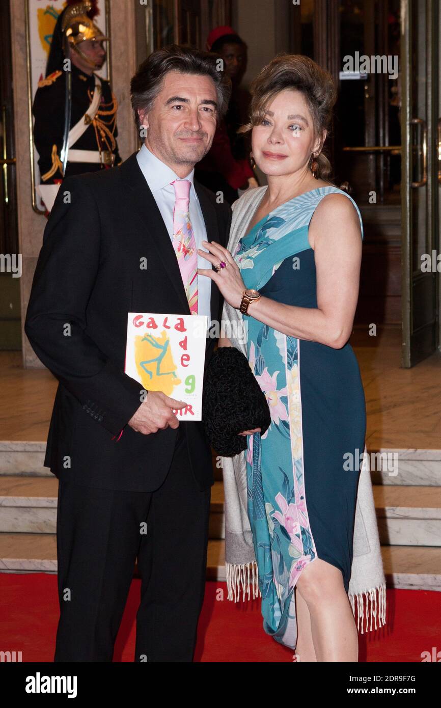 Grace de Capitani assiste au 23eme Gala de l'Espoir de la Ligue contre ...