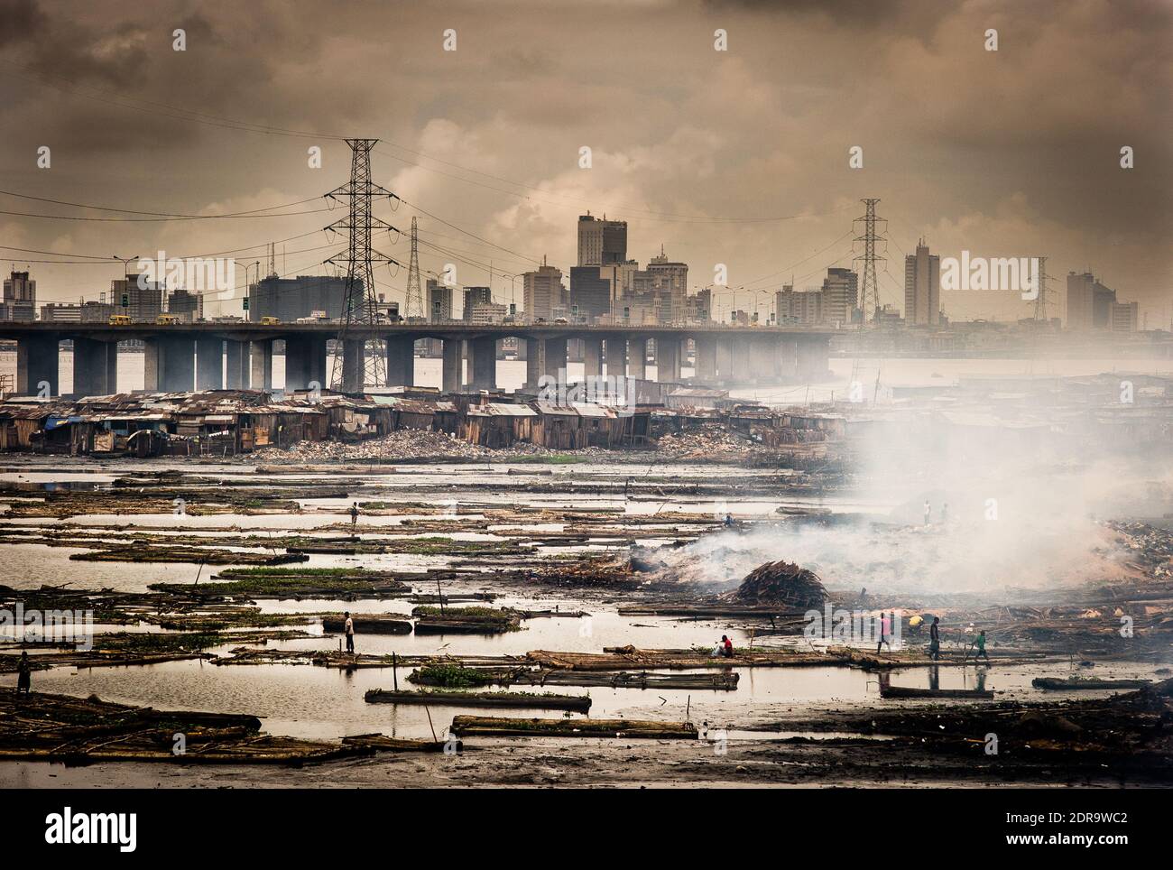 Lagos nigeria buildings hi-res stock photography and images - Alamy